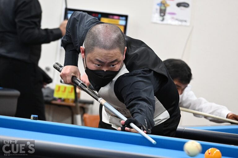 新井達雄が優勝！ 年間MVPは宮下崇生！ | トピックス | ビリヤード総合情報サイト Web CUE'S